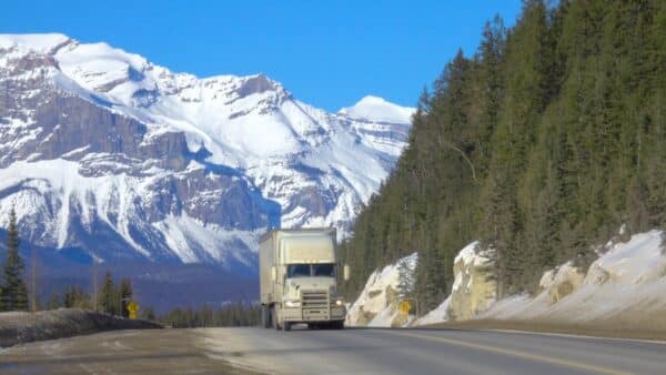 Audit uncovers Ontario’s shortcuts in truck driver training and ...