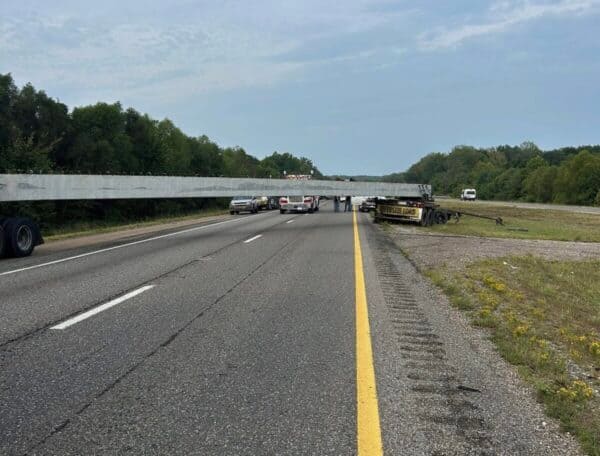 A deadly accident occurred on I-40 in Tennessee, involving an oversized ...